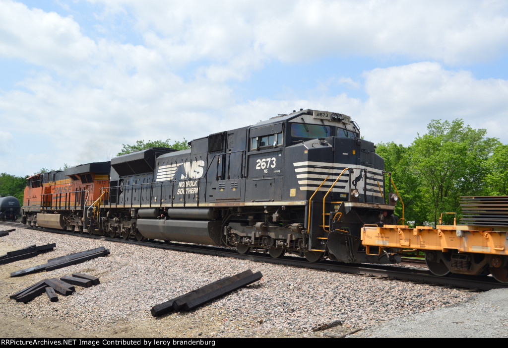 NS 2673 on a southbound manifest